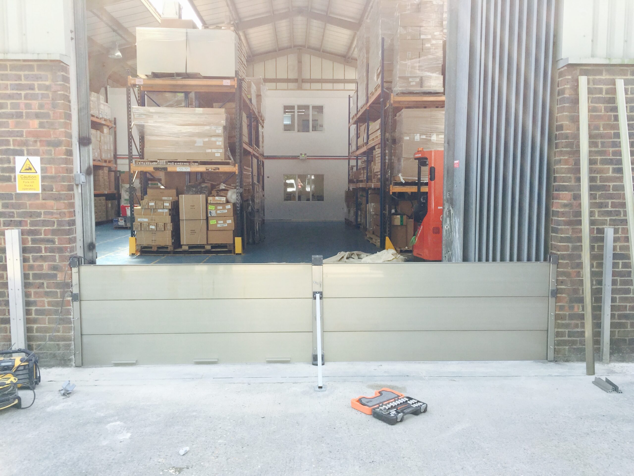 Demountable Flood Barriers | Lakeside Flood Solutions