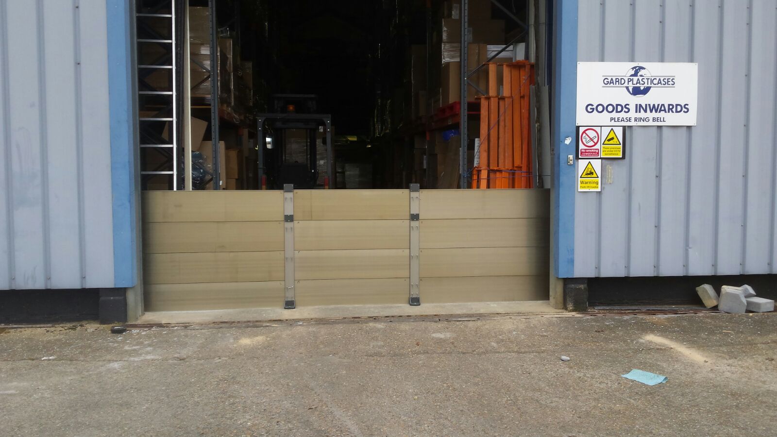 Demountable Flood Barriers | Lakeside Flood Solutions