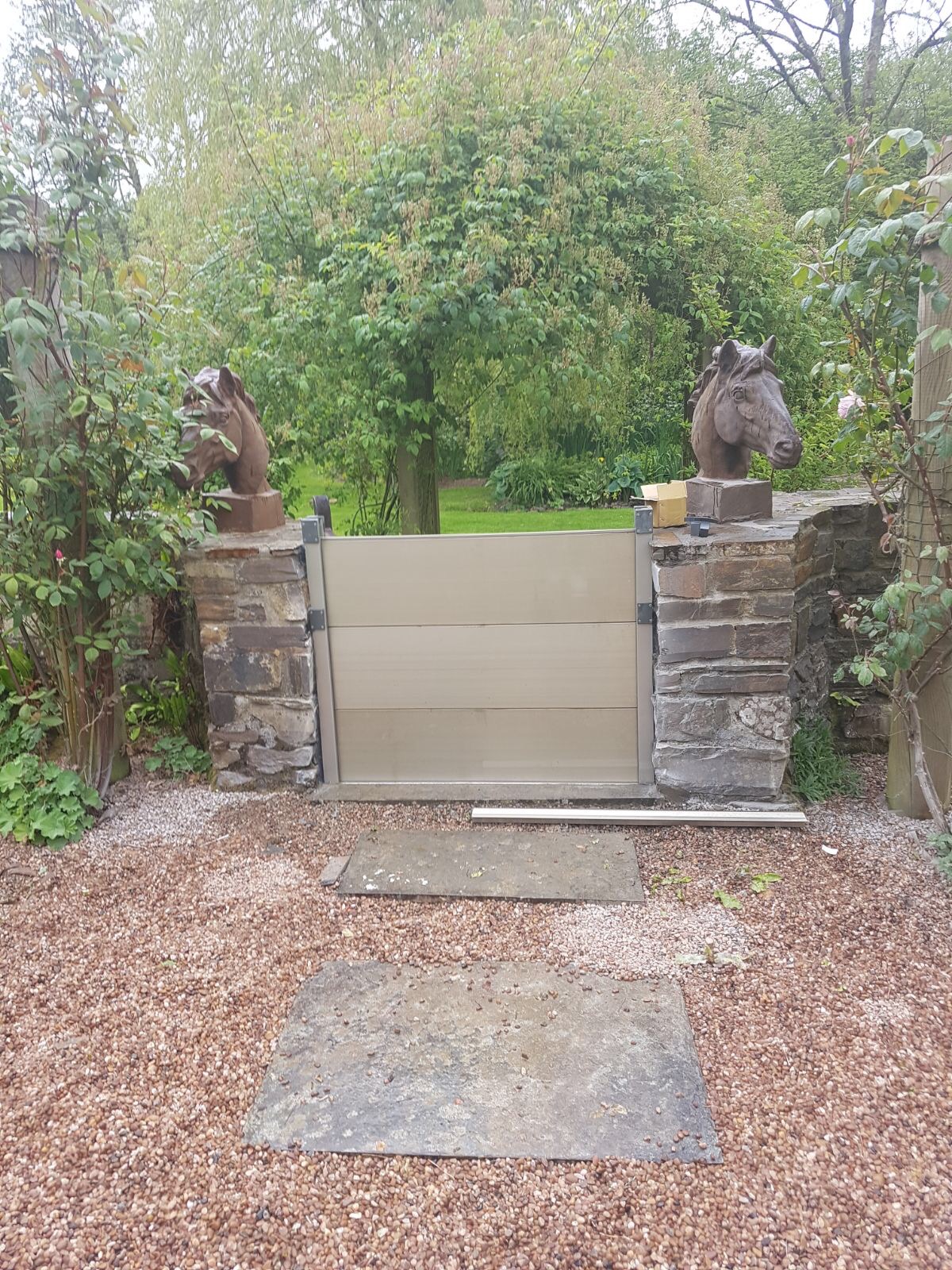 Demountable Flood Barriers | Lakeside Flood Solutions