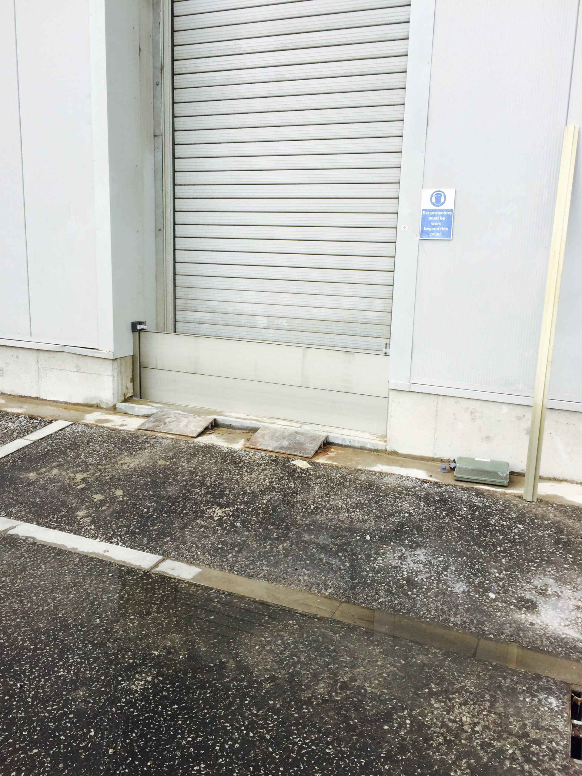 Demountable Flood Barriers | Lakeside Flood Solutions